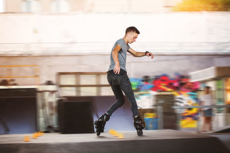Young boy inline skating stock image. Image of teen, pleasure - 11238319