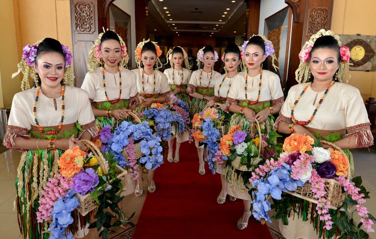 Young Malay Womans editorial image. Image of traditional - 67303755