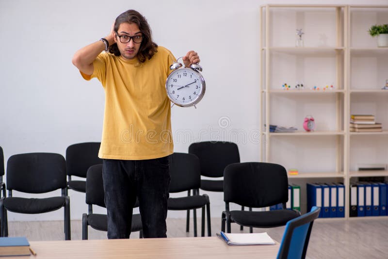 950 Teacher Waiting Photos - Free & Royalty-Free Stock Photos from ...