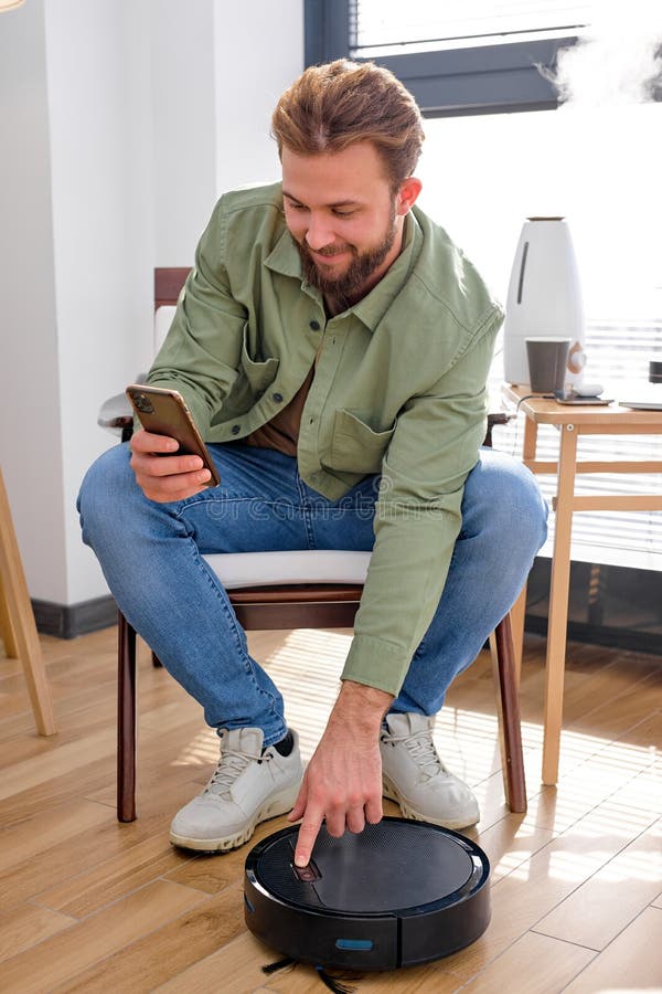 Automatic Smart Robot Arm with Suction Dust Collection System and ...