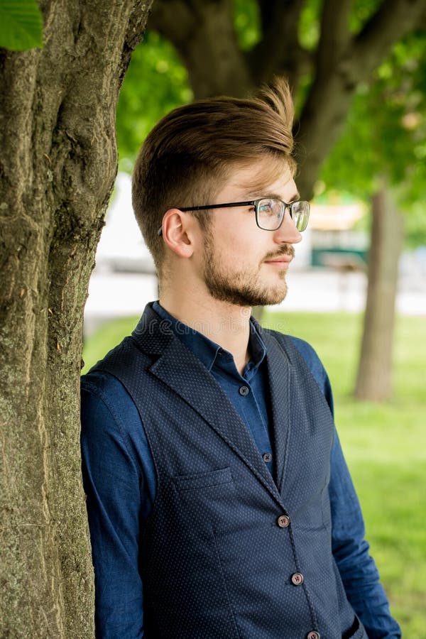 148 Man Waiting Under Tree Stock Photos - Free & Royalty-Free Stock ...