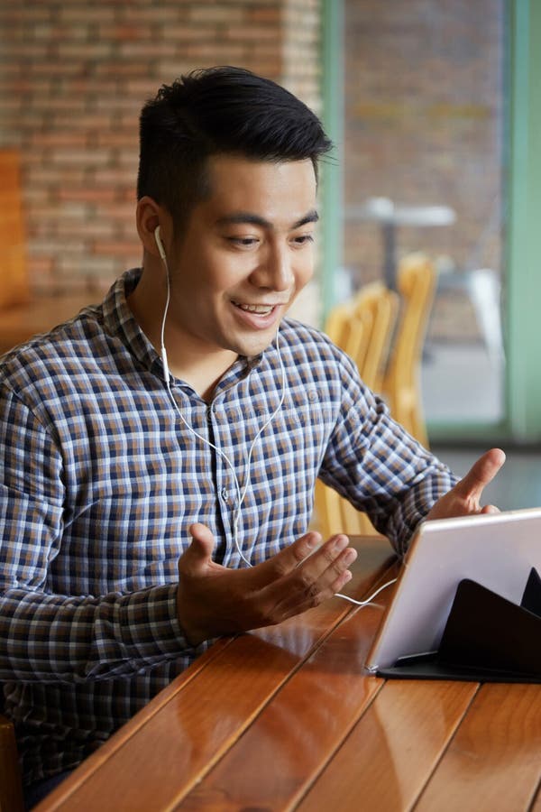 Communicating on internet stock image. Image of technology - 118548233