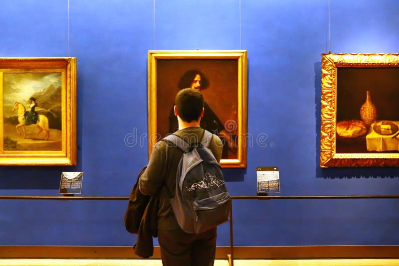 Young Man Observing a Picture in Uffizi Museum Editorial Image - Image ...