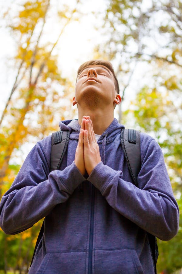 Photos of Model in Image ID 24006298 by Sabphoto