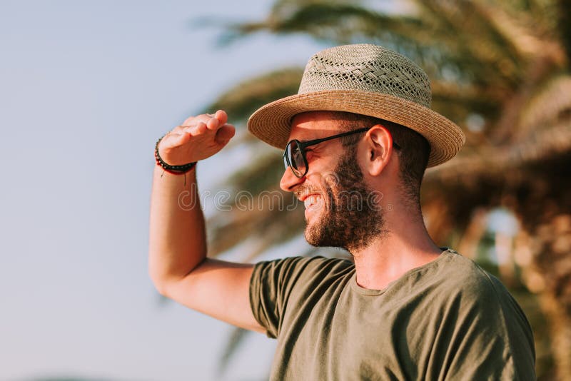 233 Bearded Palm Tree Stock Photos - Free & Royalty-Free Stock Photos ...