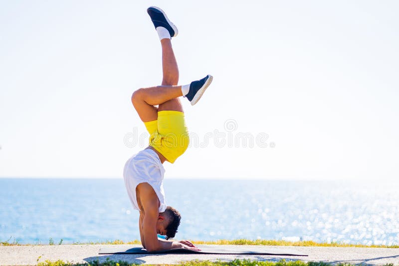 Young Modern Ballet Dancer Doing Tricks in Summer Beach Sunny Stock ...