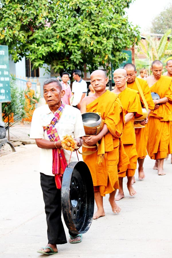 The merit to the monks editorial photo. Image of culture - 30546496
