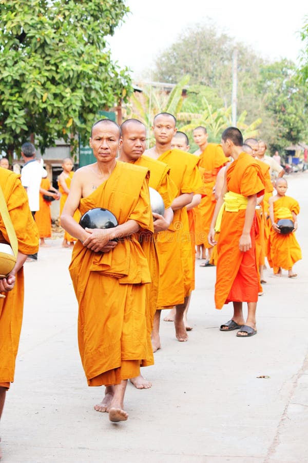 The merit to the monks editorial photo. Image of historic - 30546666