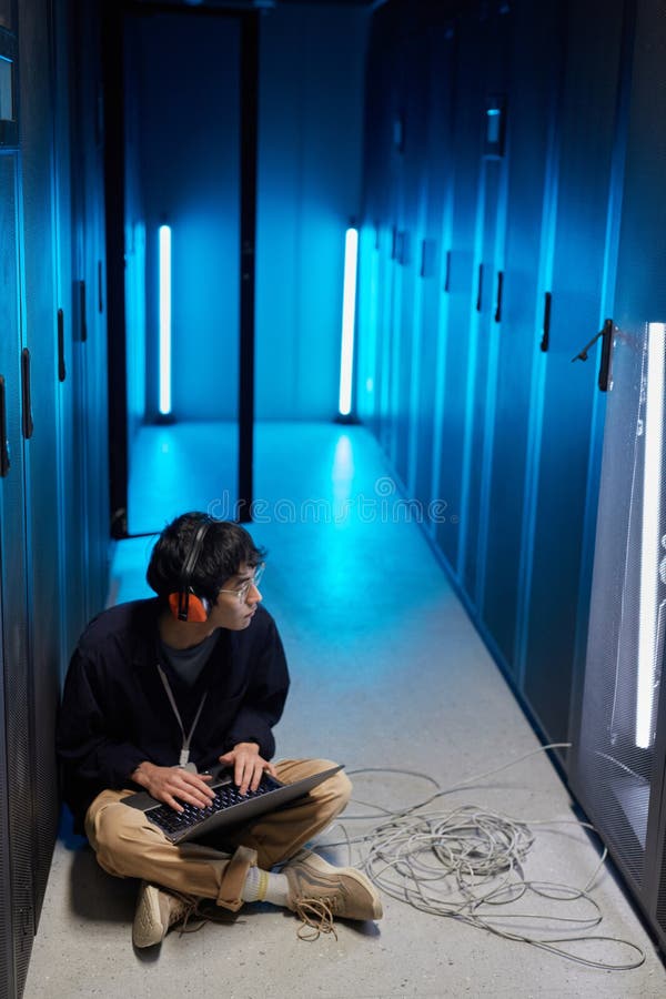 Young Network Engineer in Data Center Stock Image - Image of analytics ...