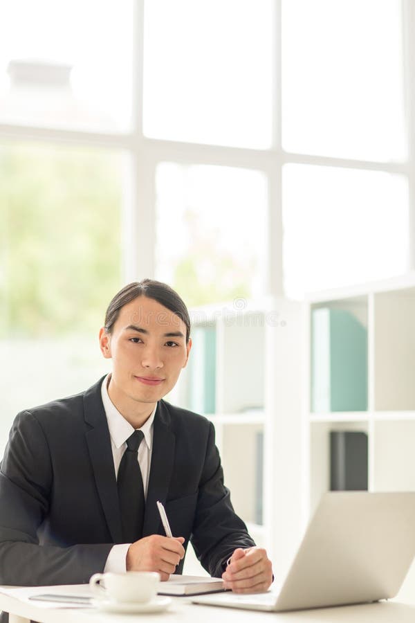 Young office manager stock image. Image of gadget, business - 101327101