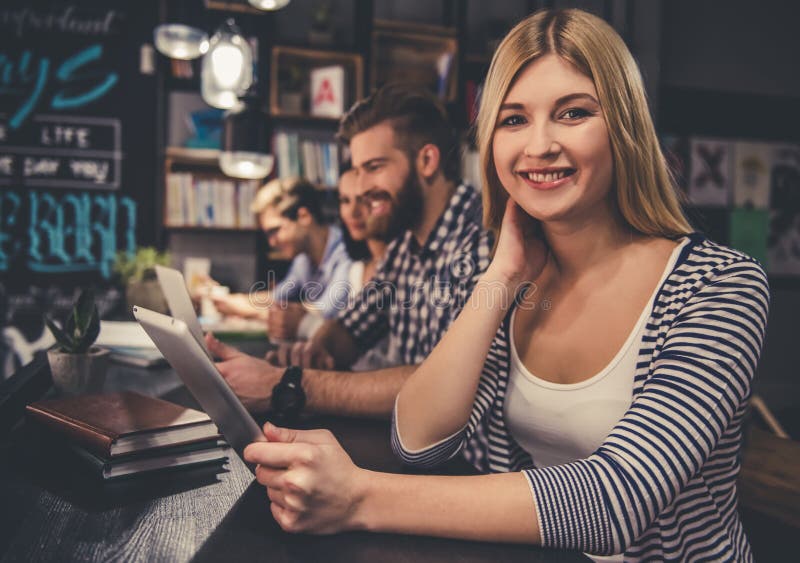 Young People in the Library Stock Image - Image of girl, book: 85200677