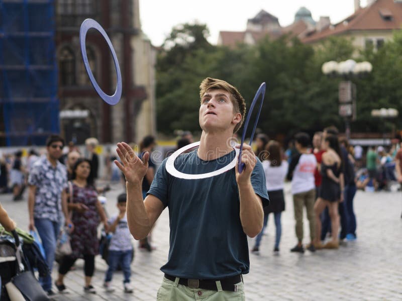 Young Ring Juggler Made a Performance at Tyn Square Editorial Stock ...