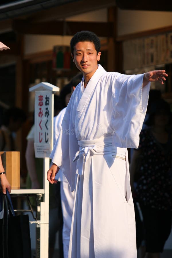 A Young Shinto Priest at Yasaka Shrine in Kyoto Editorial Stock Photo ...