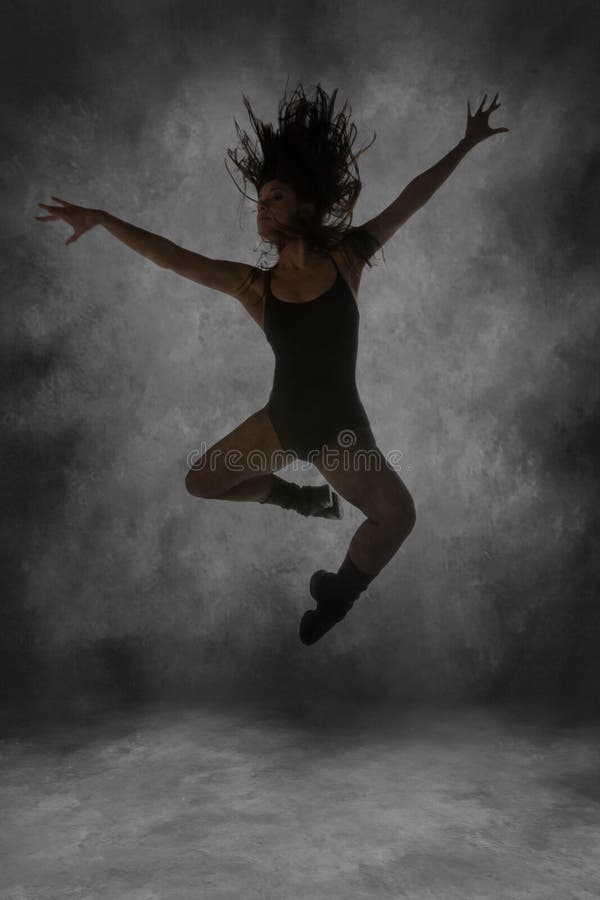Young Street Dancer Leaping Mid Air Stock Photo - Image of jazz ...