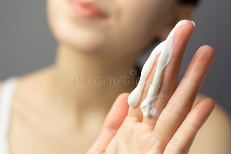 Young Woman Applying Correct Amount Sunscreen Face Neck Stock Photos ...