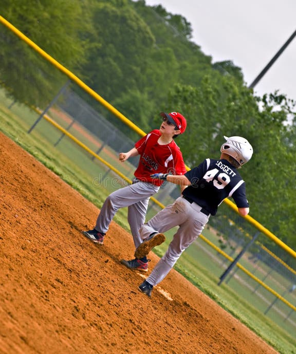 Youth Baseball Making Run To Base Editorial Photo - Image of safe ...
