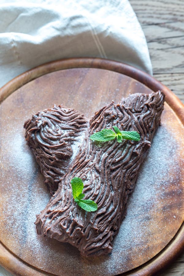 Yule Log on the Wooden Board Stock Image - Image of closeup, milk: 83445737