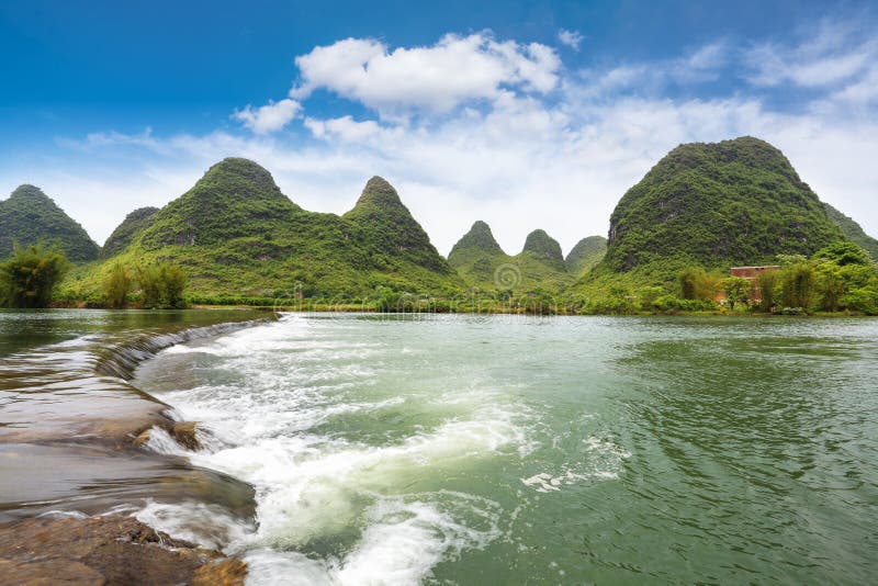 Yulong River in Guilin stock image. Image of green, field - 16920941
