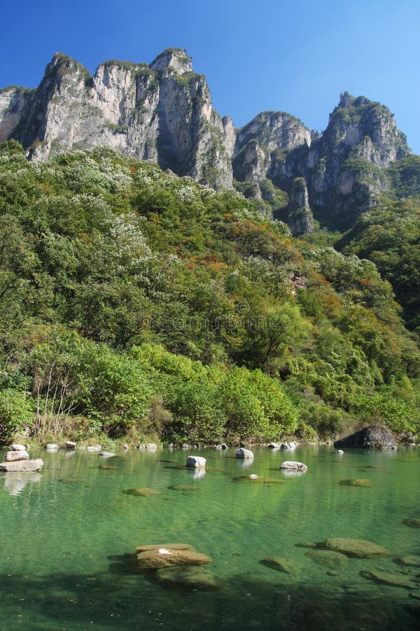 Yuntaishan Mountain stock image. Image of tree, water - 11489935