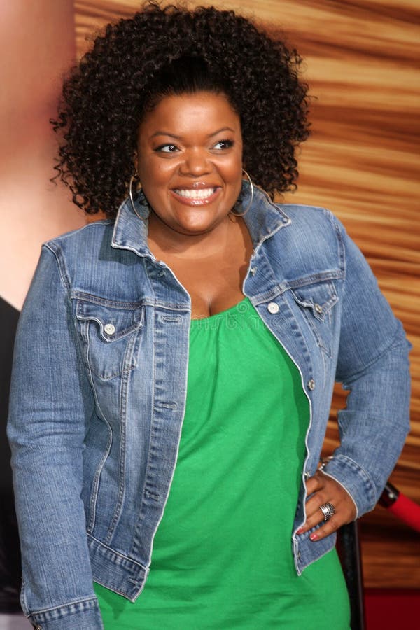 Yvette Nicole Brown editorial stock image. Image of capitan - 19754399