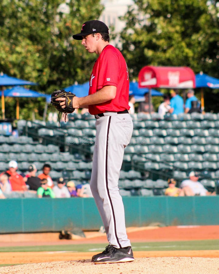 Zach Thompson, Kannapolis Intimidators. Editorial Image - Image of ...