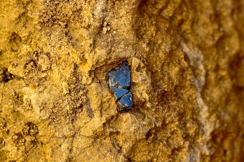 Zafiro Negro Del Origen De La Piedra Imagen de archivo - Imagen de ...