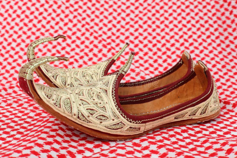 Zapatos árabes foto de archivo. Imagen de manera, zoco - 16253668