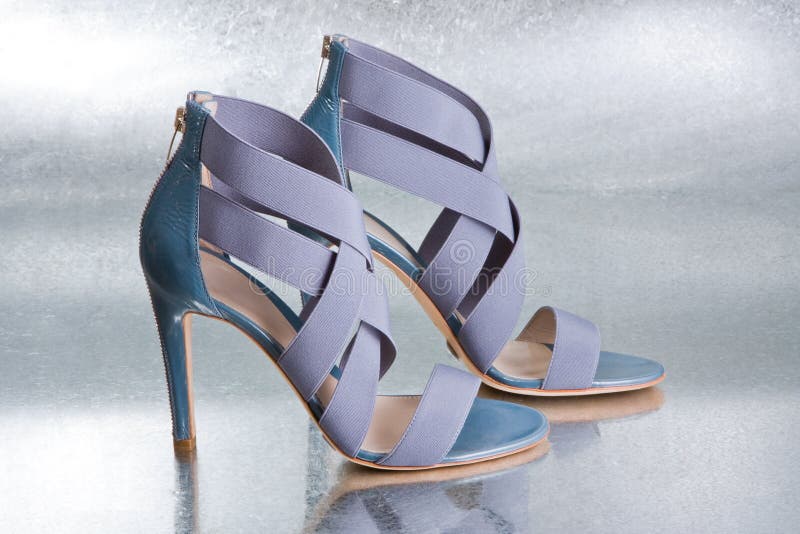 Zapatos azules foto de archivo. Imagen de estilo, cuero - 82844448