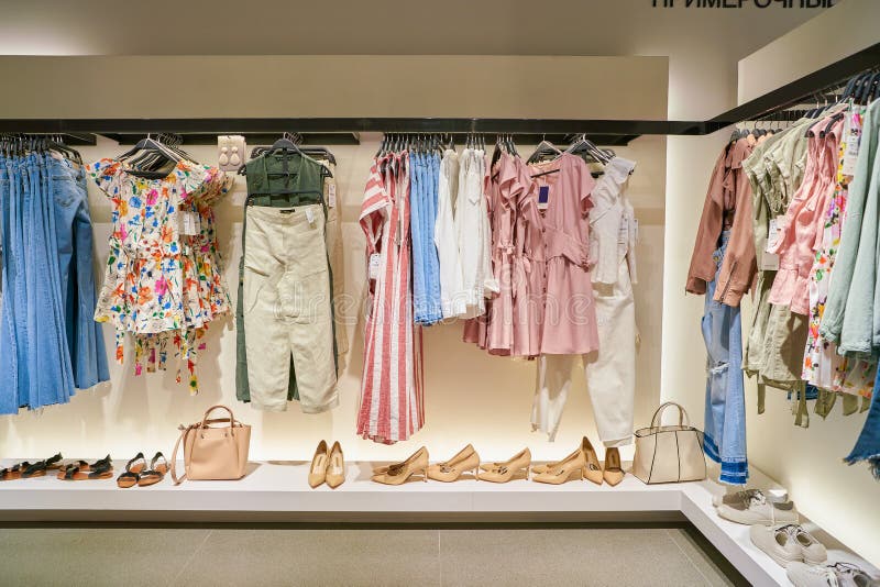 Zara foto editorial. Imagen de lujo, ropas, elegante - 162646716