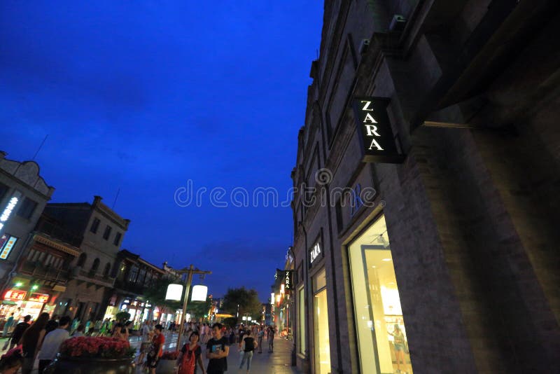 Zara store editorial image. Image of retail, gracia, shops - 24193435