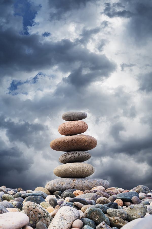 Zen Pebbles Sustainable Growth Image stock - Image du caillou, liberté ...