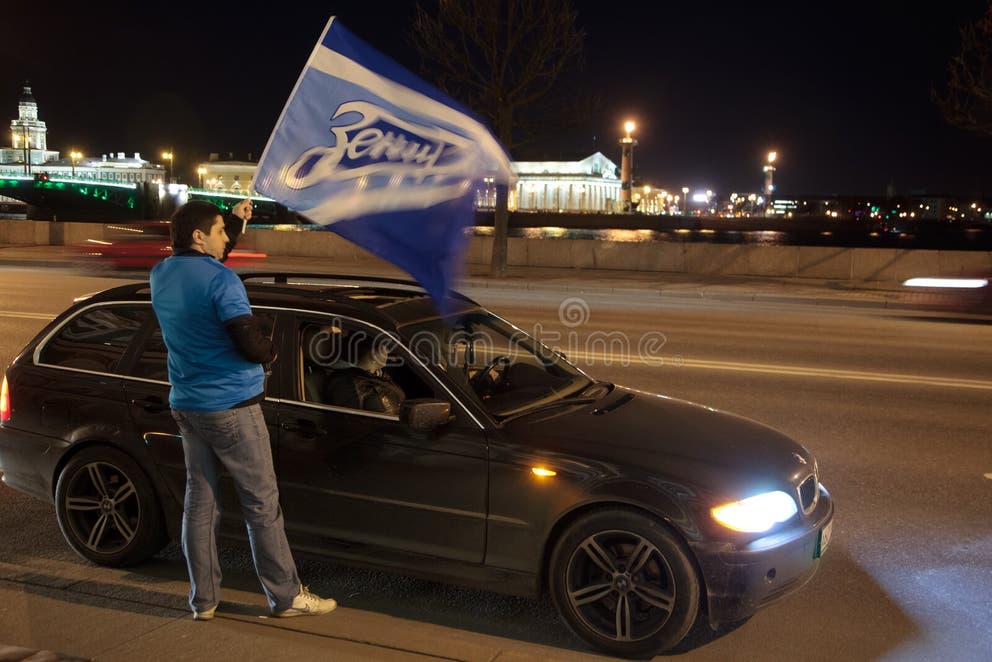 Zenit`s fans editorial photography. Image of petersburg - 24577247