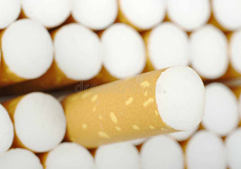 Zigarette stockbild. Bild von tabak, gelb, filter, zigarette - 14389621