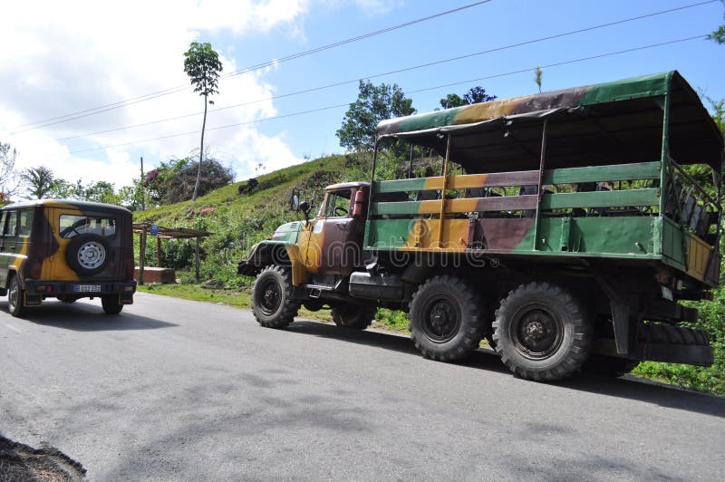 Excursion by ZIL in Cuba editorial stock image. Image of truck - 272163184