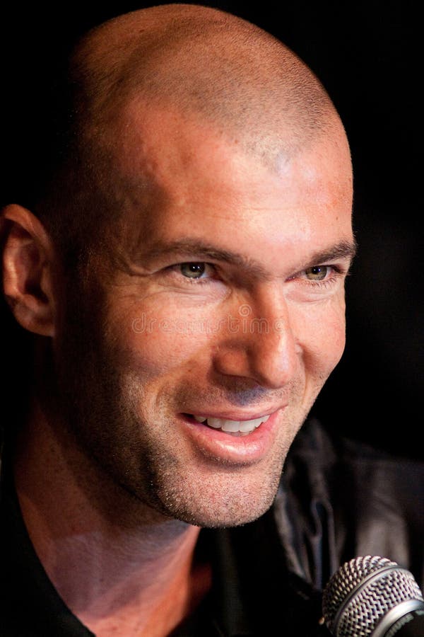 Zinedine Zidane editorial photography. Image of zidane - 20698277