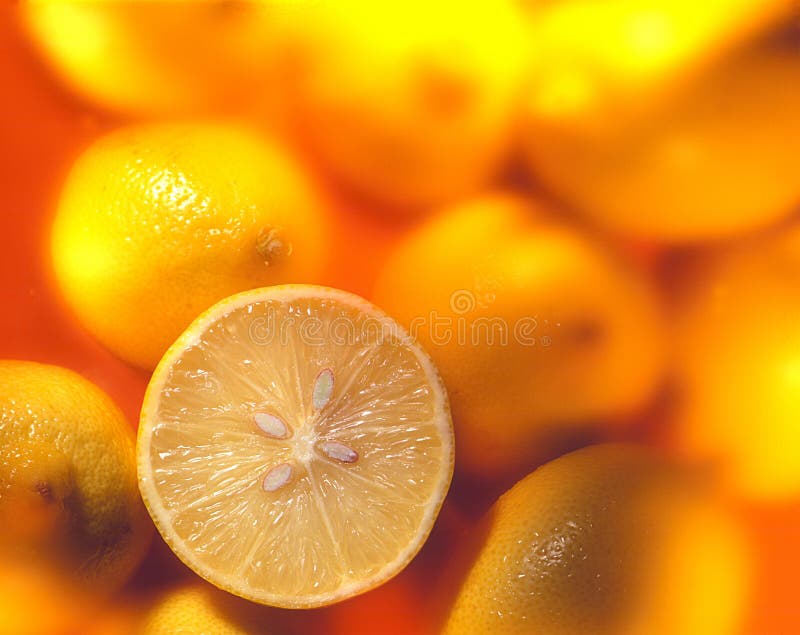 Zitronen stockbild. Bild von halb, scheibe, gesund, zitrusfrucht - 9998869