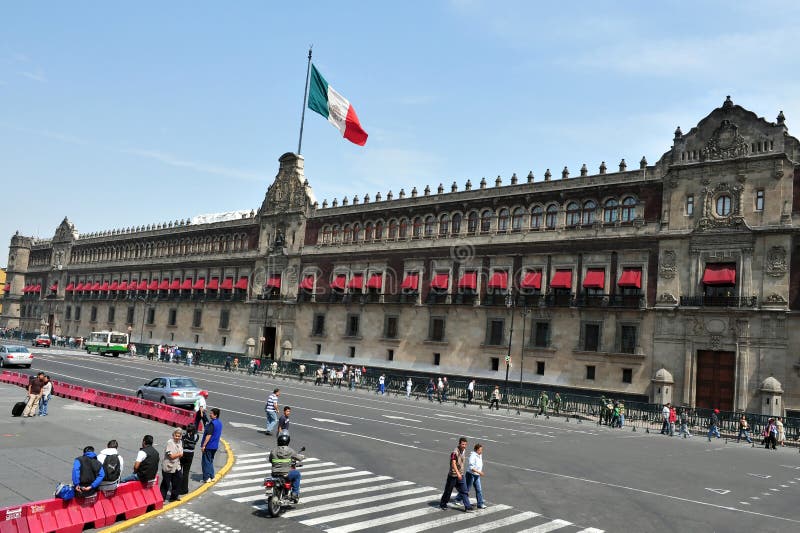 Zocolo in Mexico City editorial stock image. Image of plaza - 22644834