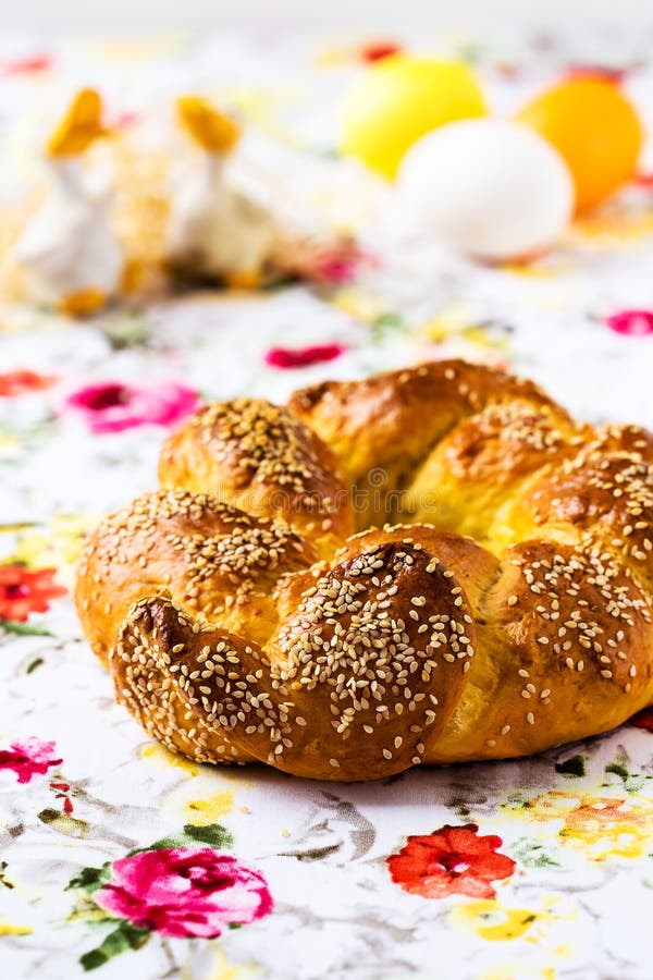 Zoet Pasbrood. Fijne Pasen stock foto. Image of bakkerij - 38503016