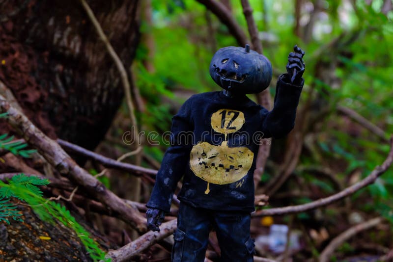 699 Pumpkin Head Huntie Zombie Stock Photos - Free & Royalty-Free Stock ...