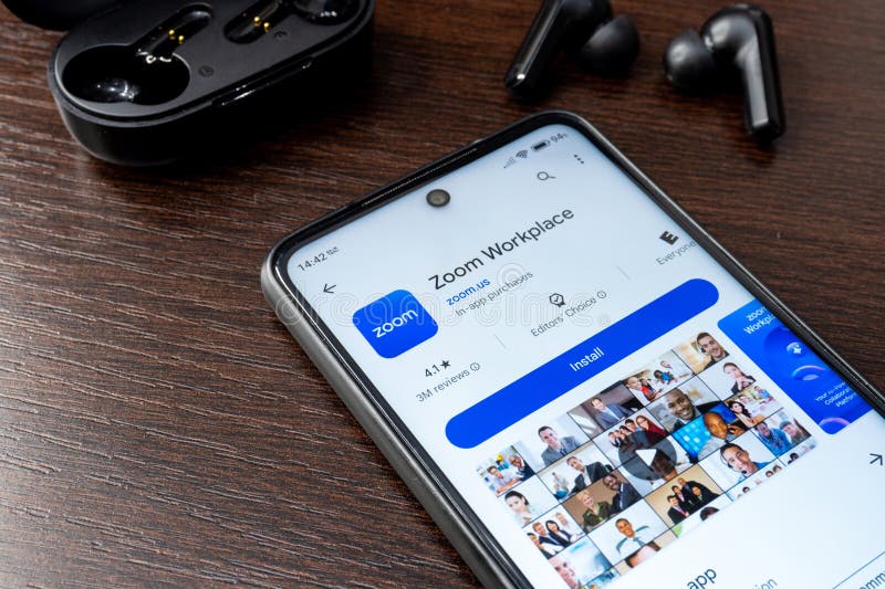 Zoom Cloud Meetings App in Google Playstore Editorial Stock Image ...