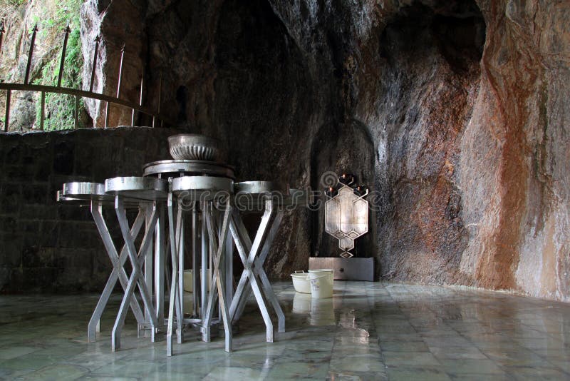 Zoroastrian temple stock photo. Image of fire, cave, holy - 31938308