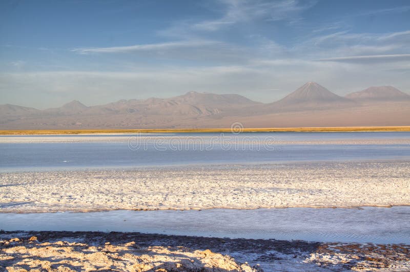 Zout Meer in De Atacama-woestijn Stock Afbeelding - Image of atacama ...