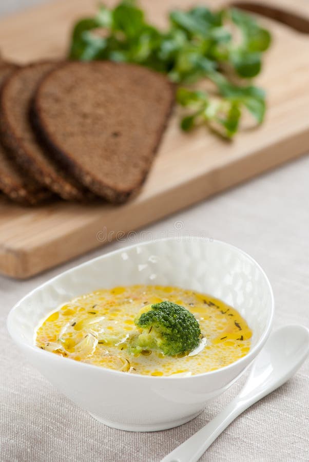 Coleslaw zdjęcie stock. Obraz złożonej z opatrywanie - 15283296