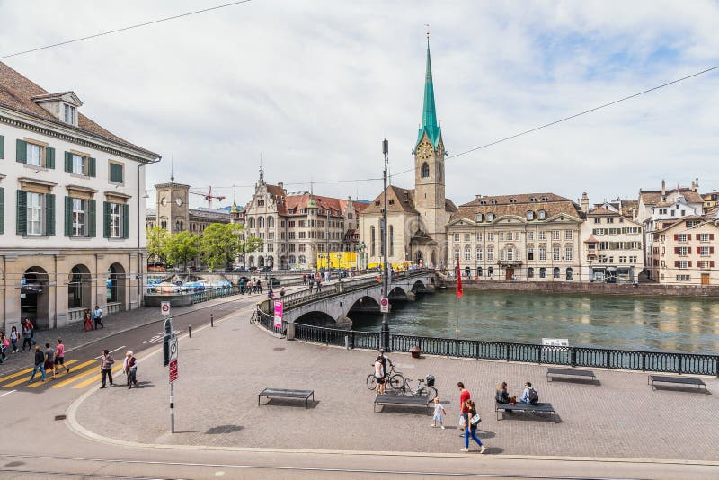 Zurich centrum, Schweiz redaktionell arkivfoto. Bild av europeiskt ...