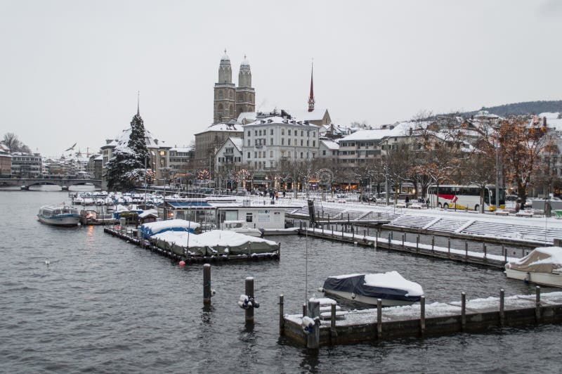 Zúrich y su lago foto de archivo editorial. Imagen de europa - 35968858