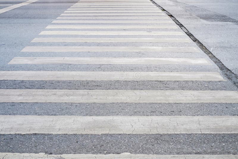 Zwart-wit zebrapad stock afbeelding. Image of samenvatting - 121859749