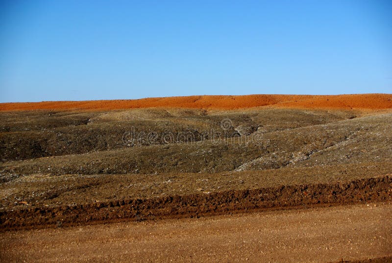 Zwarte Woestijn, Rode Aarde, Maanvlakte Stock Foto - Image of landschap ...