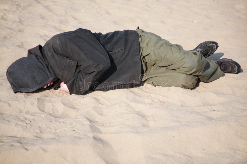 Zwerver stock foto. Image of zand, probleem, volwassen - 7255028