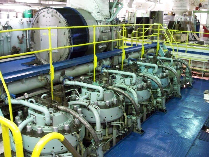 5 Zylinder Sulzer RND stockfoto. Bild von oberseite - 106840744