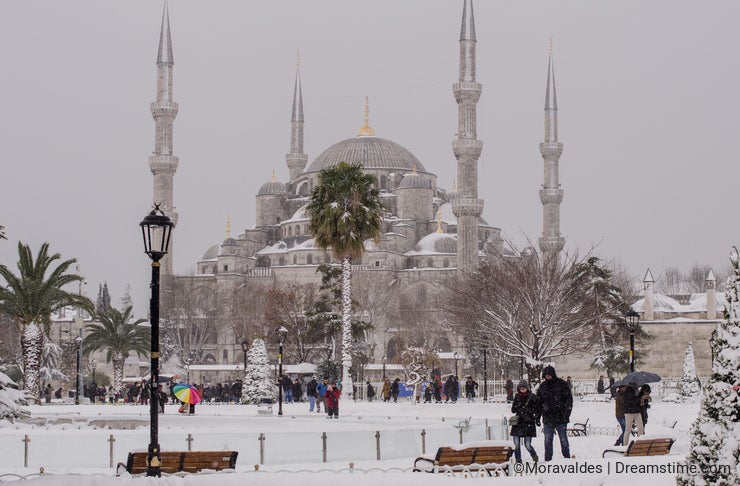 Istanbul under the snow - Dreamstime